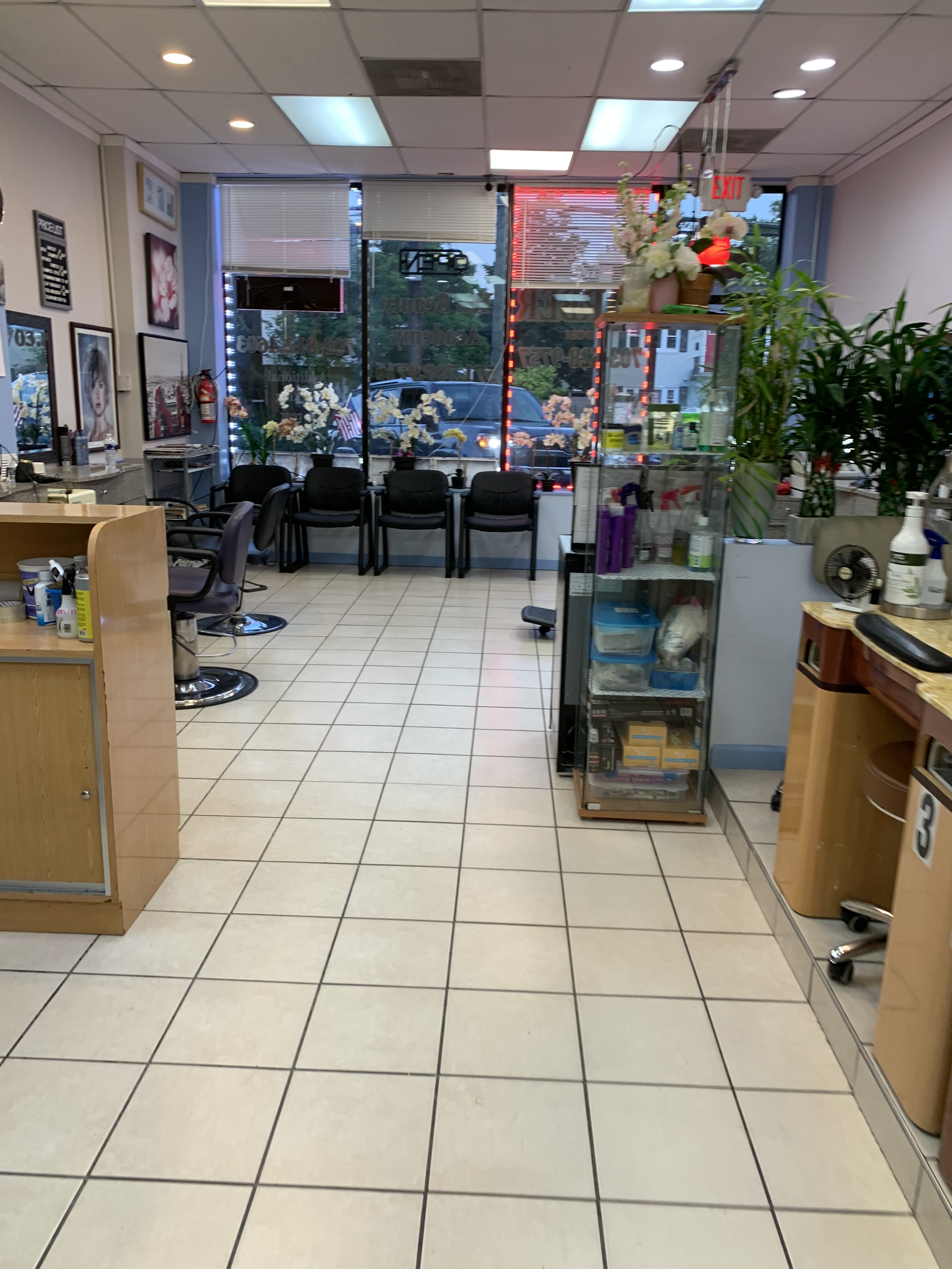 Photo Gallery – Yen Beauty Academy